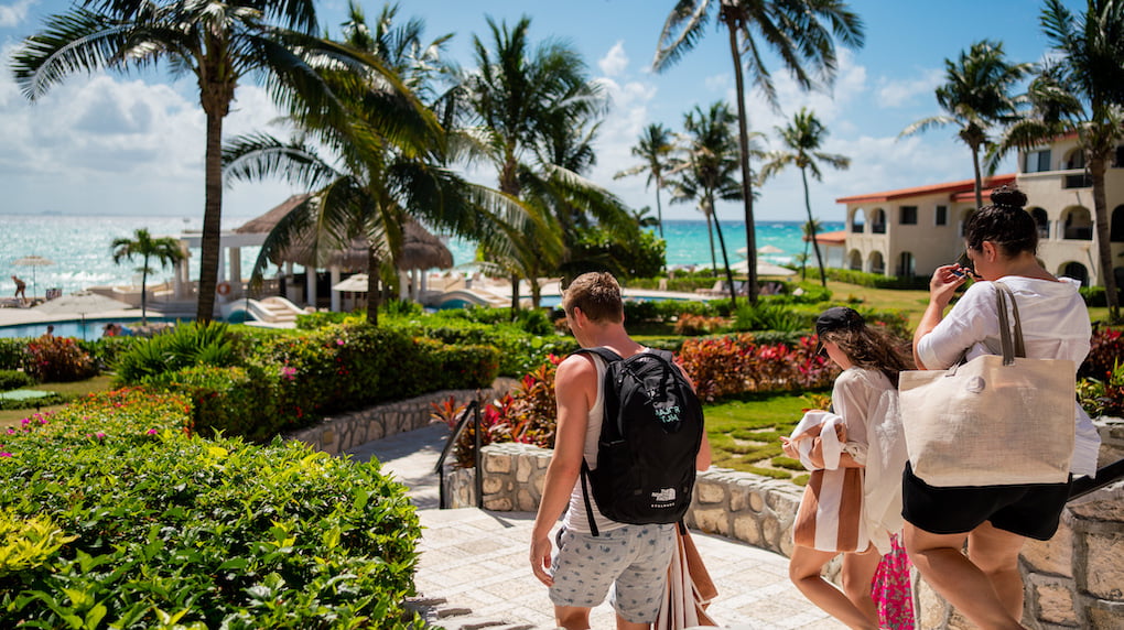 Job hunting? Your pocket guide to agency life at Major Tom